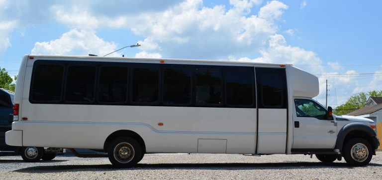 New Orleans Limousine Service | SUVs, Limos and Party Buses